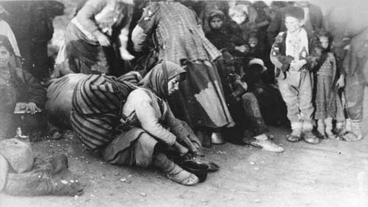 The Armenian Genocide (1915-16): Overview, Holocaust Encyclopedia - Art ...
